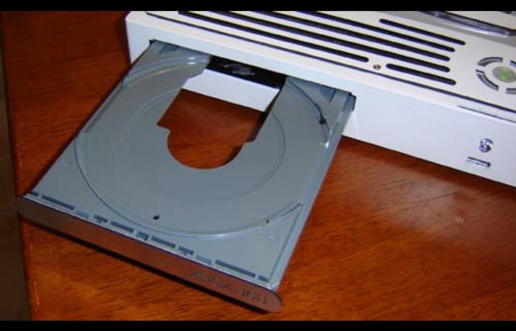 Xbox 360 Disc Tray Won't Open - The Ultimate Guide to Fixing the ...